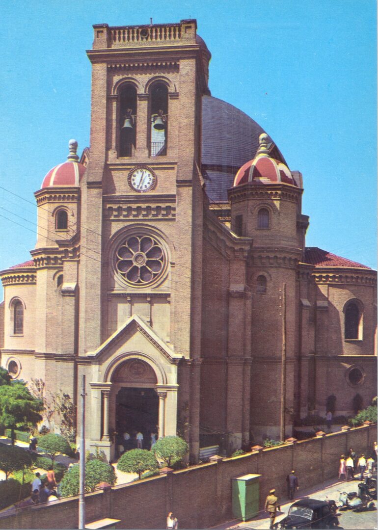 Foto con Historia: La Iglesia de Salesianos Estrecho (Madrid ...